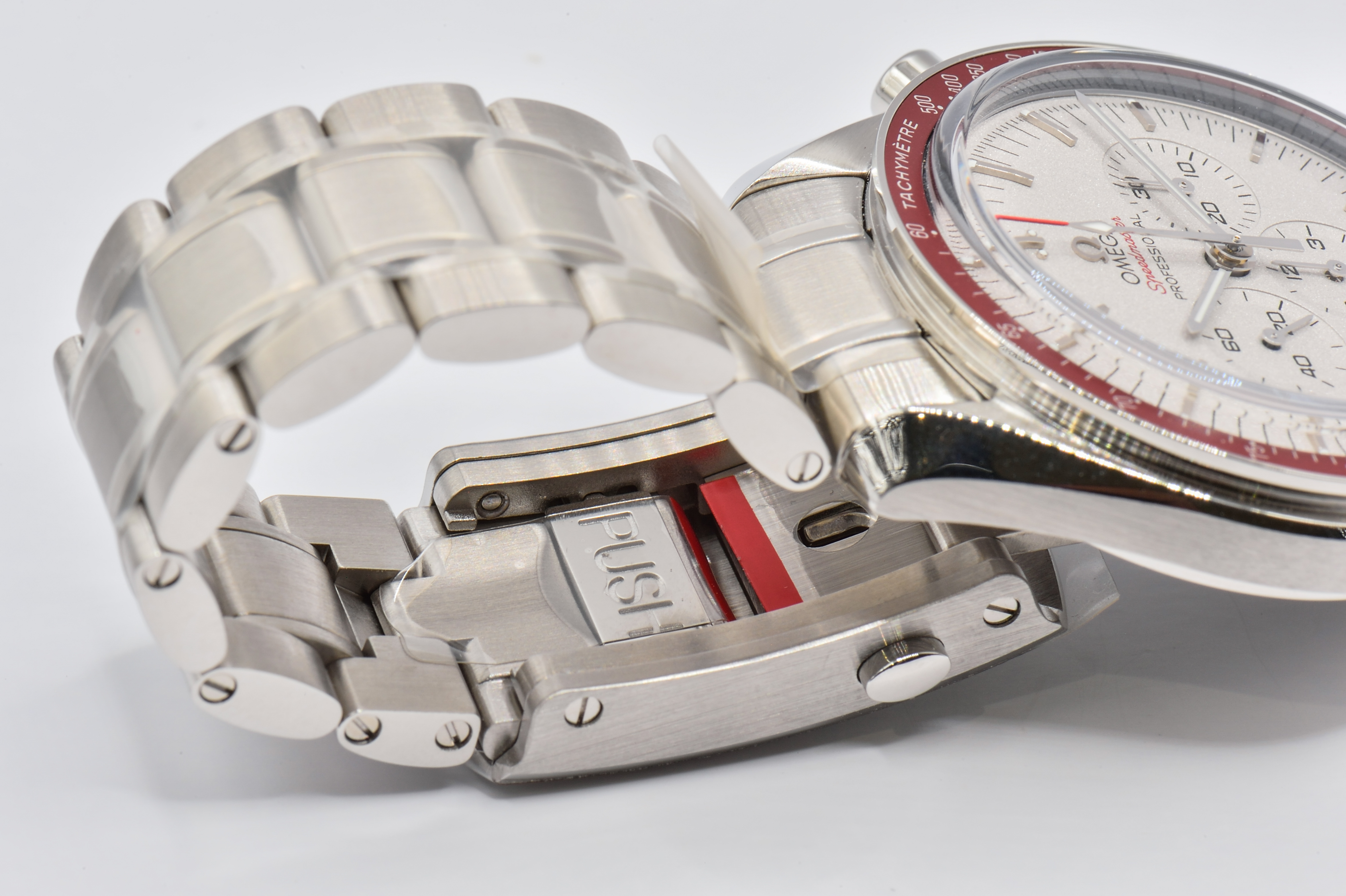 2021 OMEGA SPEEDMASTER LIMITED EDITION 'TOKYO 2020 RED'