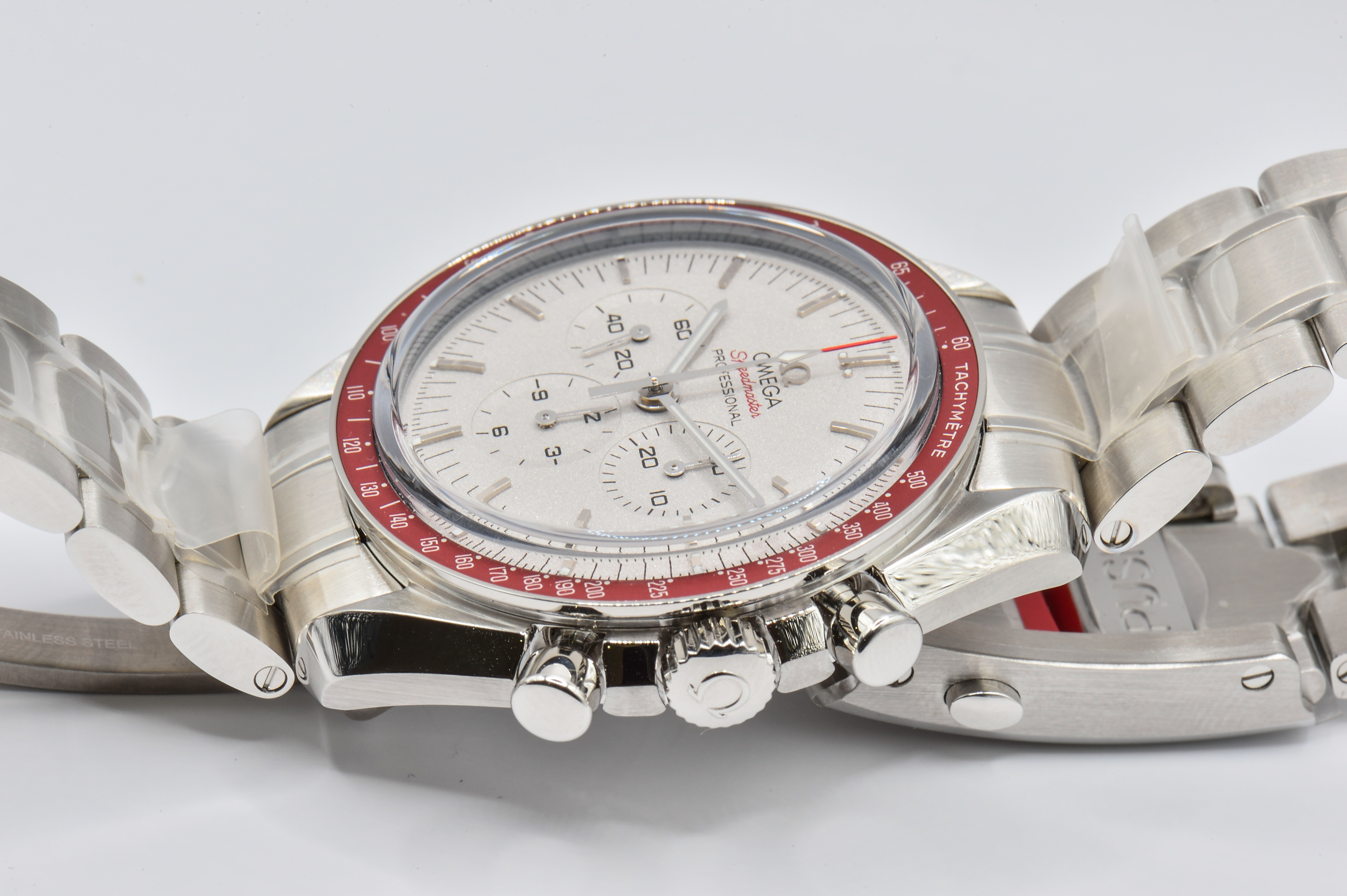 2021 OMEGA SPEEDMASTER LIMITED EDITION 'TOKYO 2020 RED' for sale by ...