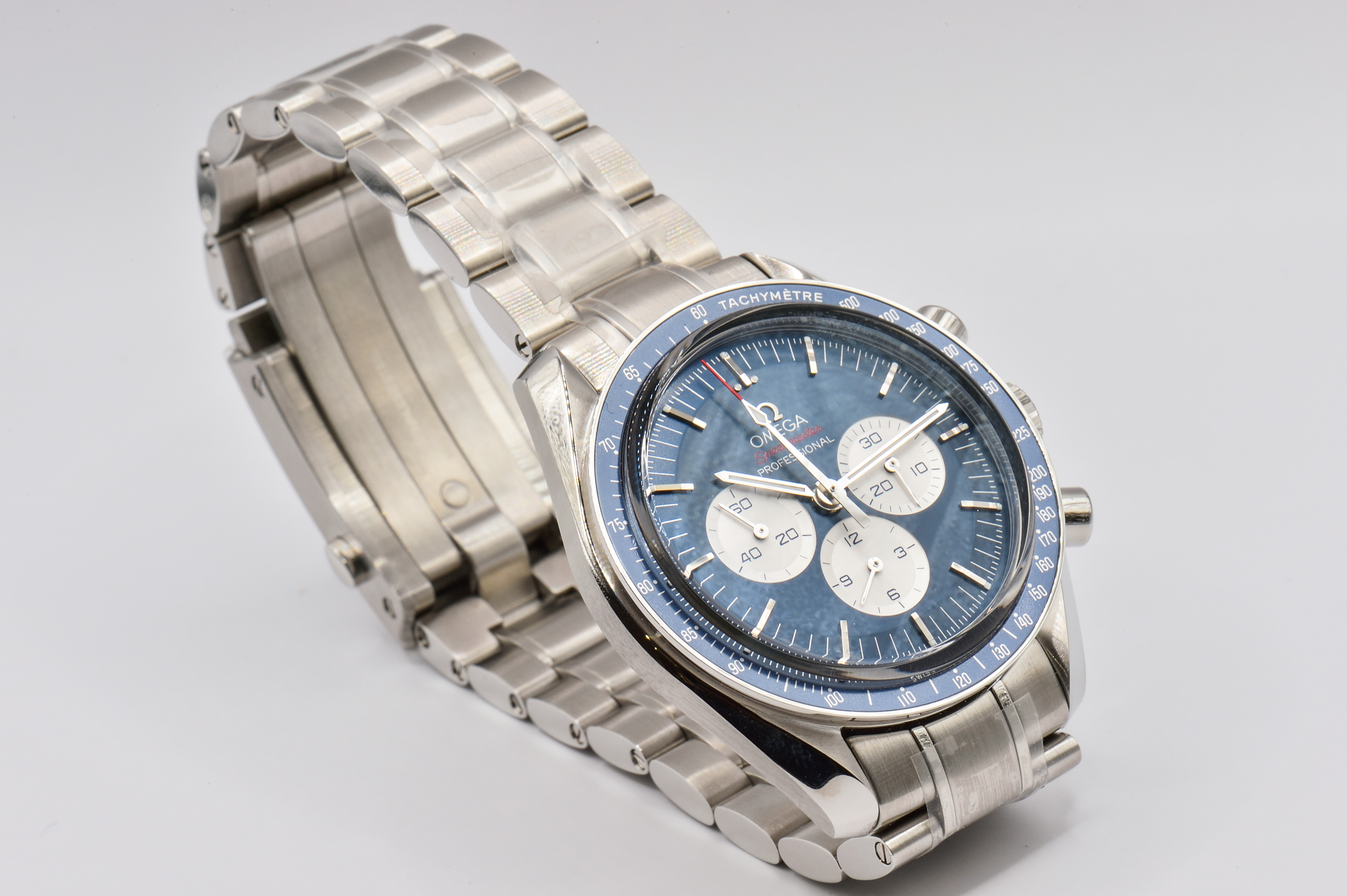 2021 OMEGA SPEEDMASTER LIMITED EDITION 'TOKYO 2020 BLUE' for sale by ...