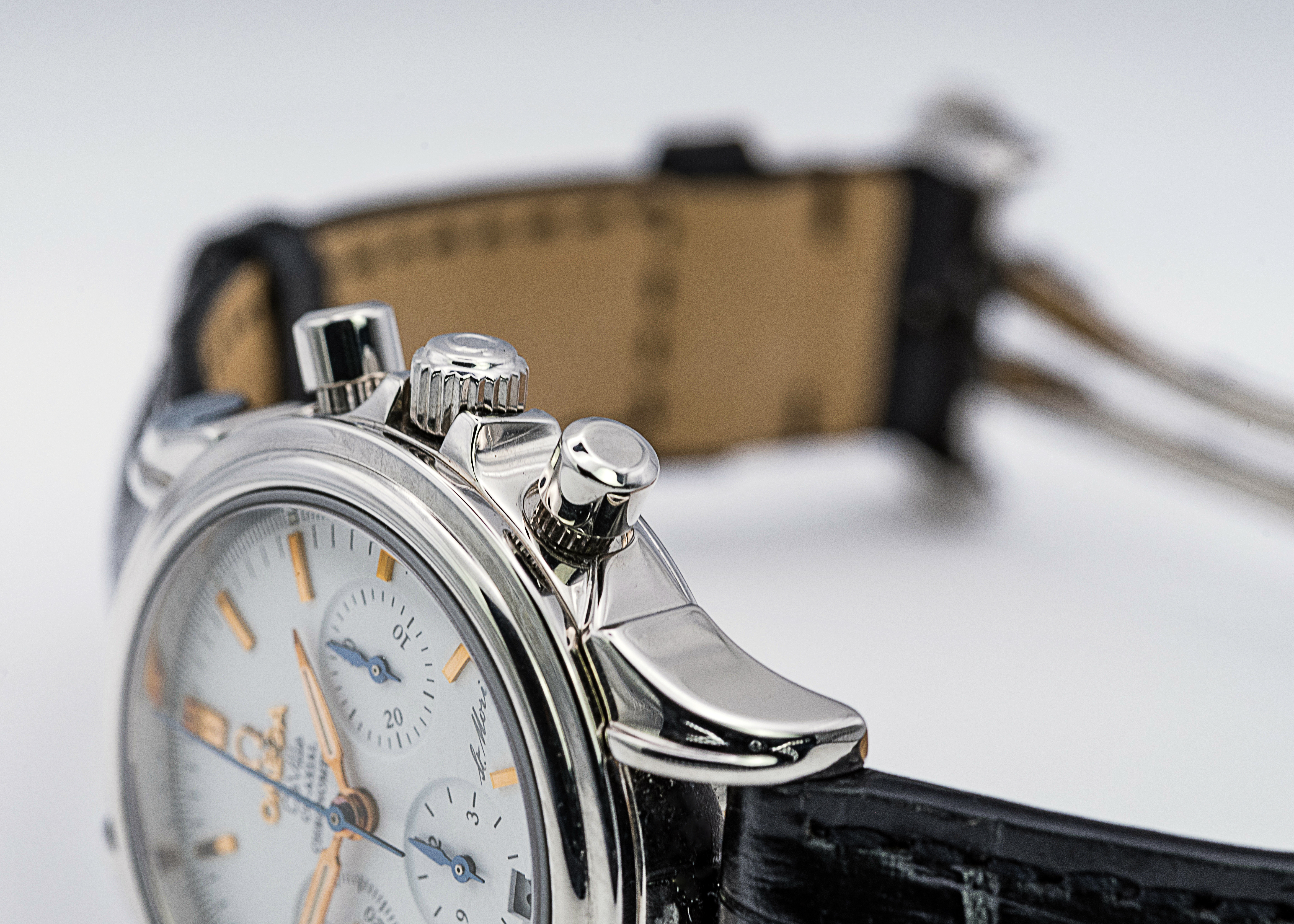 2000'S OMEGA DE VILLE ST. MORITZ