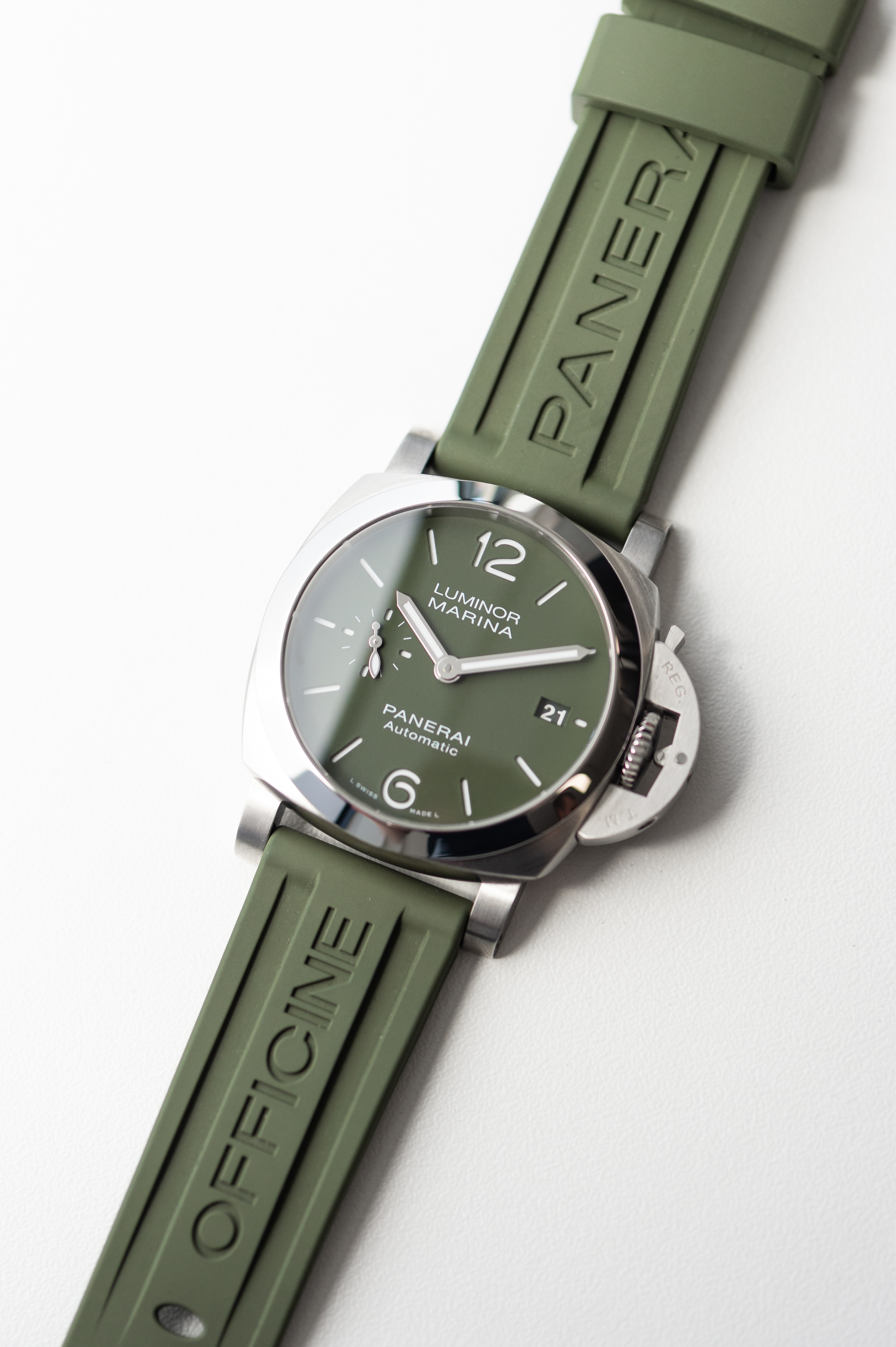 2022 PANERAI LUMINOR QUARANTA VERDE MILITARE for sale by auction in ...