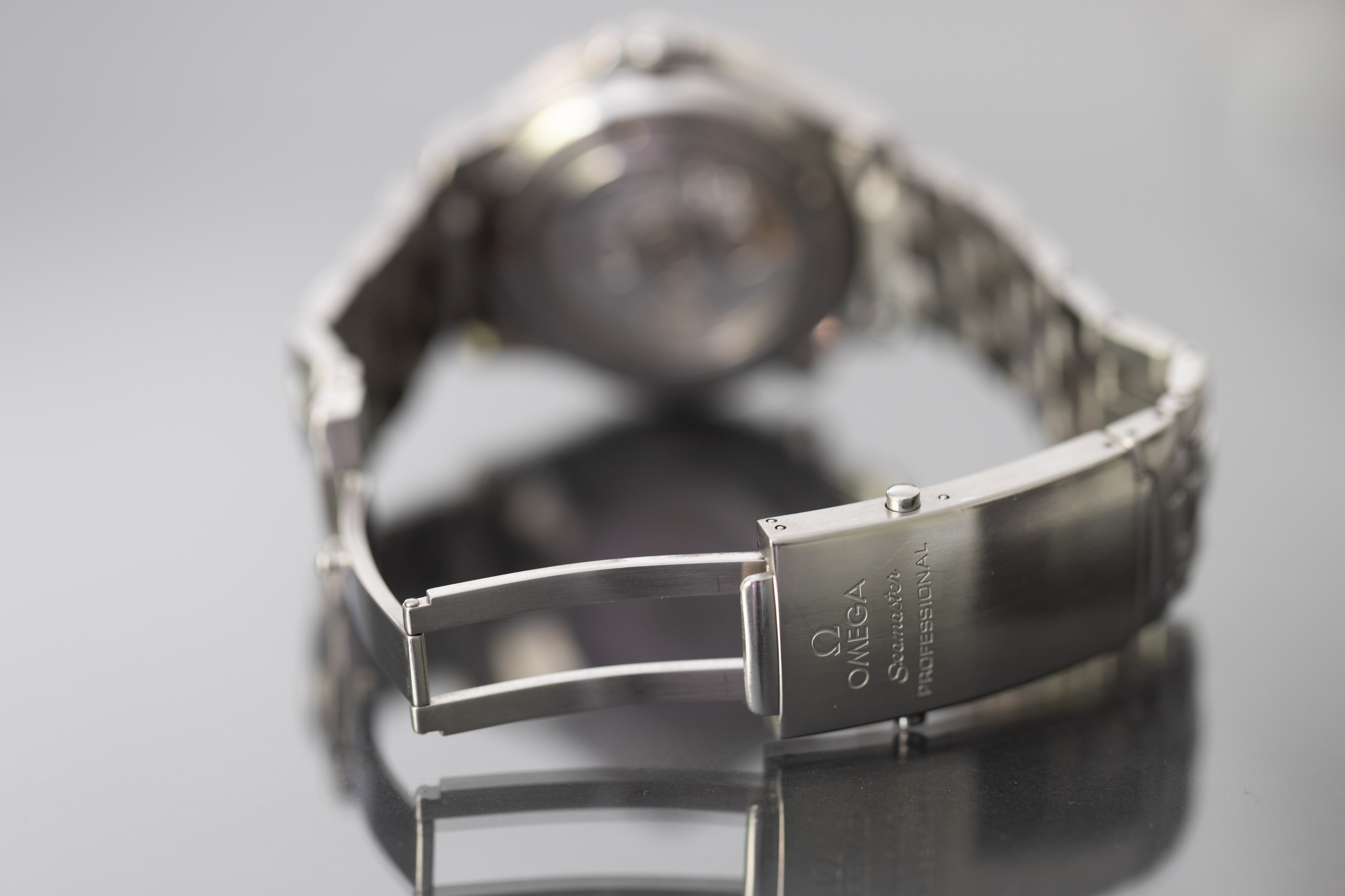 2006 OMEGA SEAMASTER DIVER 300M CO‑AXIAL GMT for sale in Milton Keynes ...