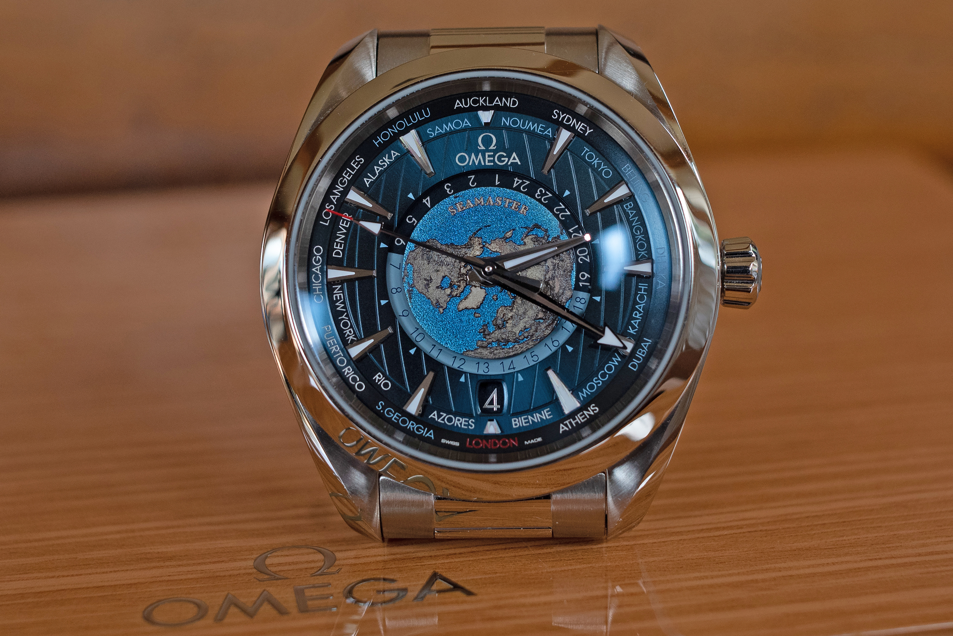 2021 OMEGA SEAMASTER AQUA TERRA WORLDTIMER for sale by auction in ...