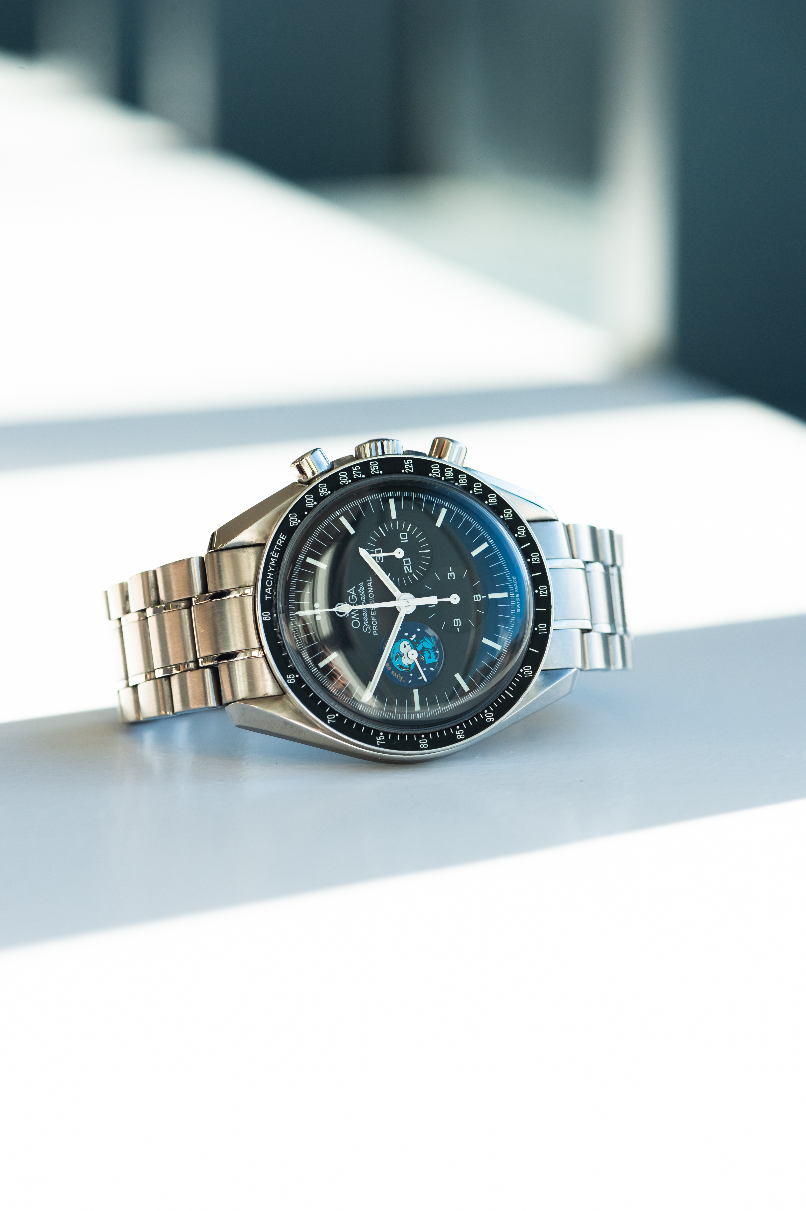 2007 OMEGA SPEEDMASTER PROFESSIONAL MOONWATCH 'SNOOPY' for sale by ...