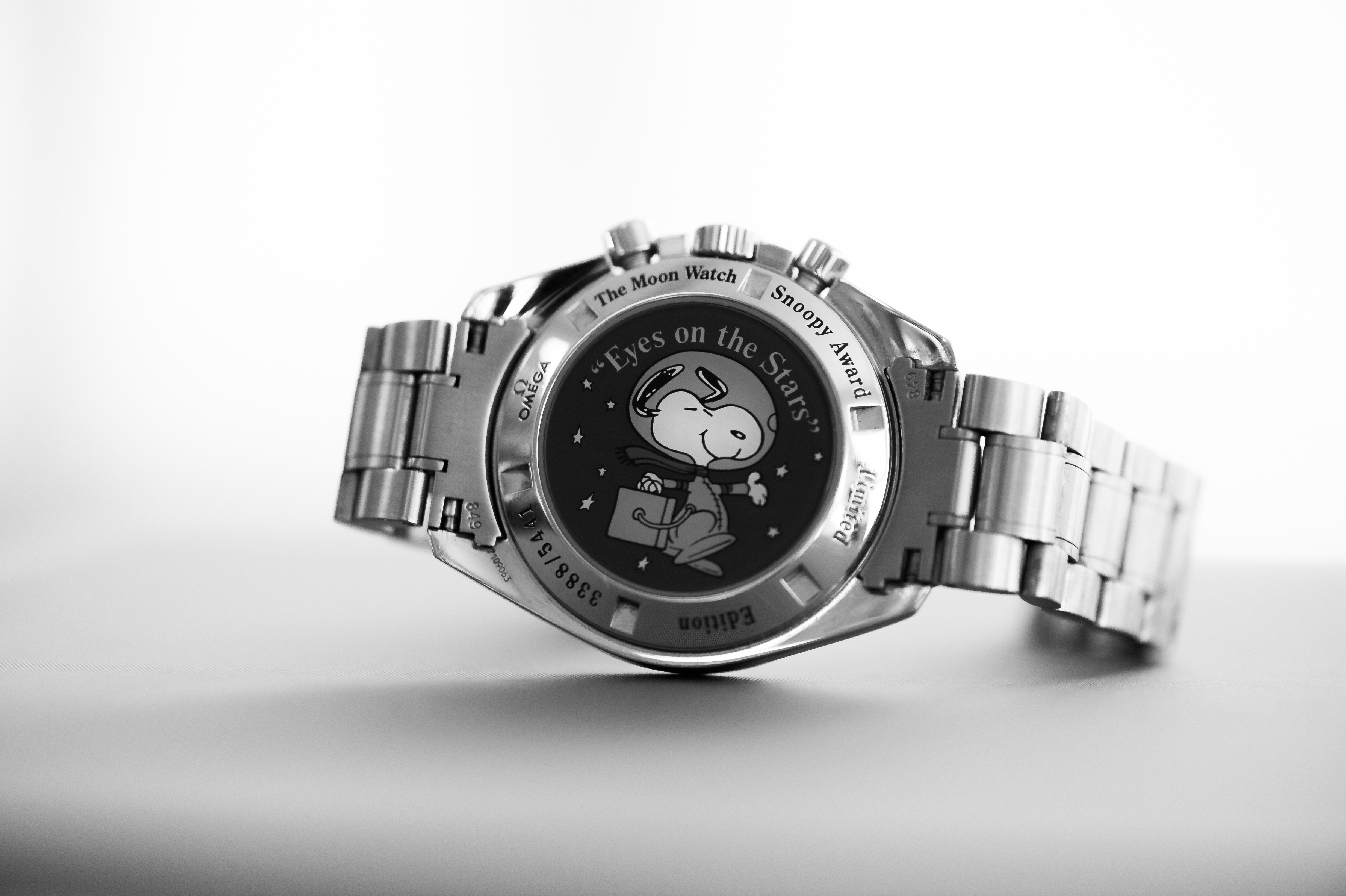 2007 OMEGA SPEEDMASTER PROFESSIONAL MOONWATCH 'SNOOPY' for sale by ...