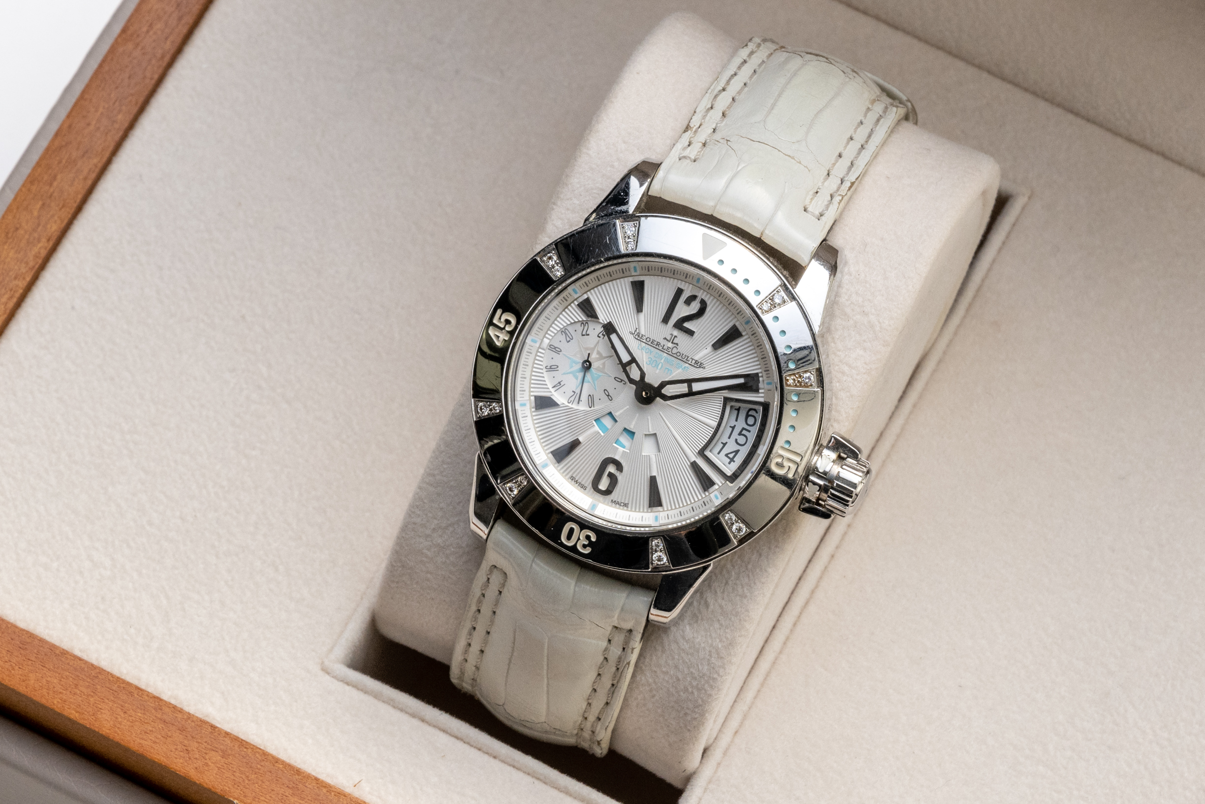 2000'S JAEGER LE-COULTRE MASTER COMPRESSOR GMT DIAMOND LADIES for sale ...