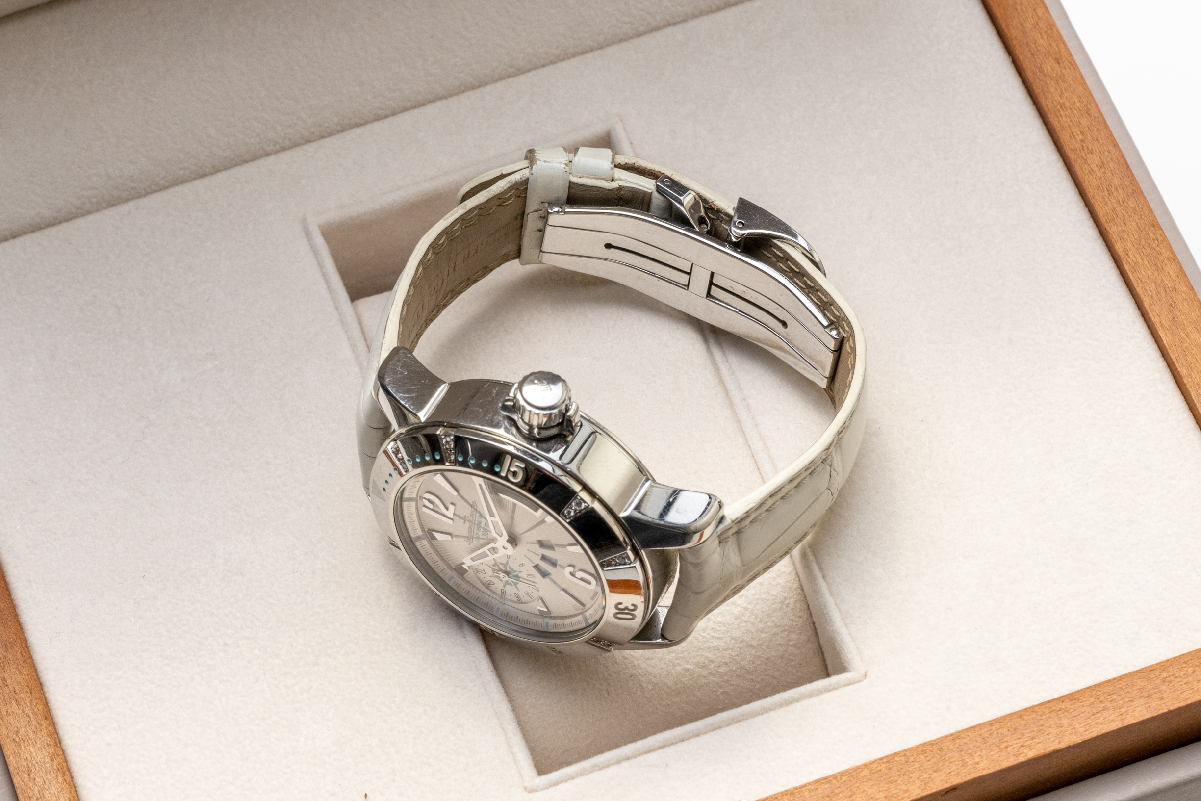 2000'S JAEGER LE-COULTRE MASTER COMPRESSOR GMT DIAMOND LADIES for sale ...