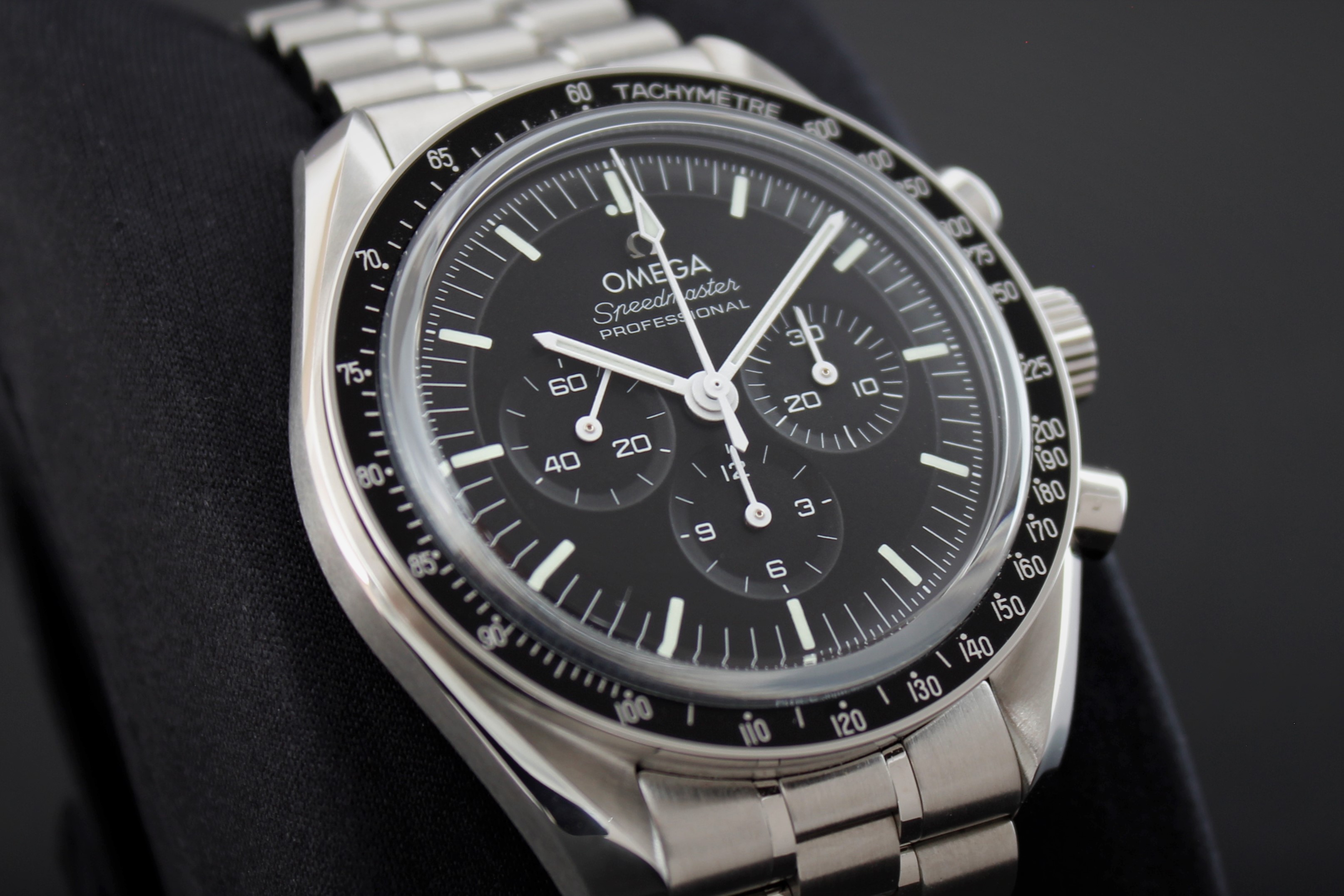 2022 OMEGA SPEEDMASTER MOONWATCH PROFESSIONAL for sale by auction in ...