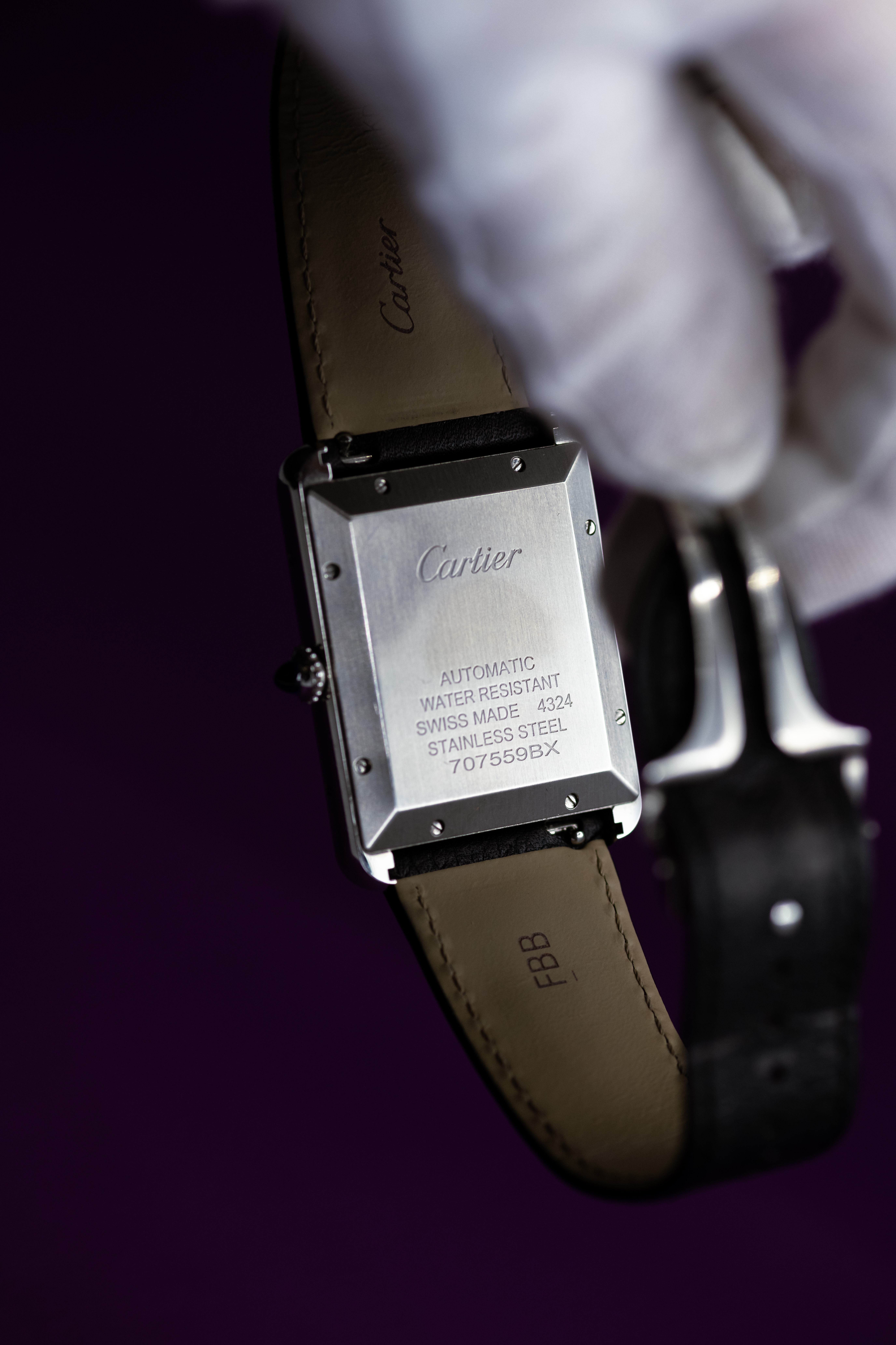 2021 CARTIER TANK MUST EXTRA-LARGE for sale by auction in London ...