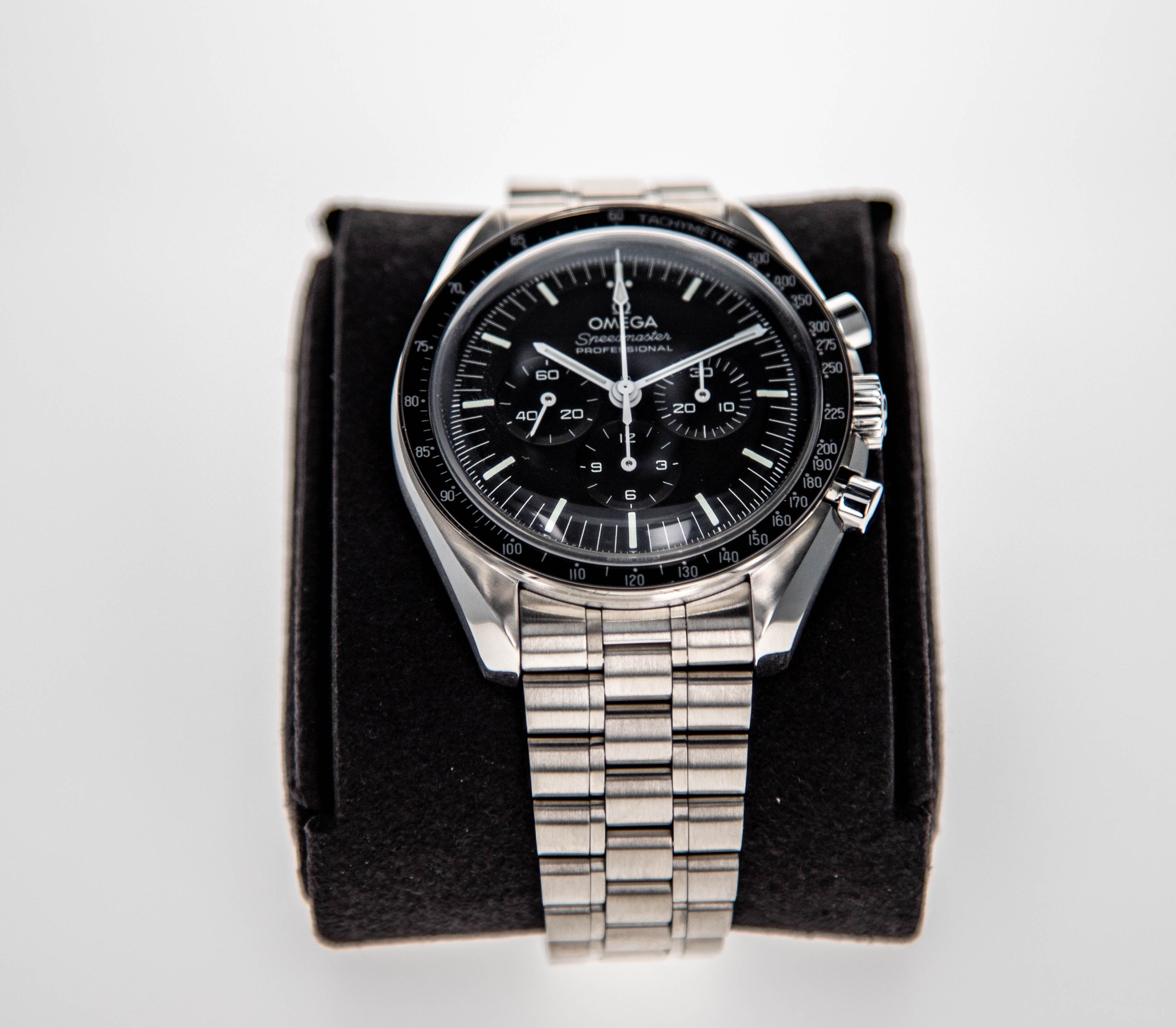 2021 OMEGA SPEEDMASTER MOONWATCH PROFESSIONAL for sale by auction in ...