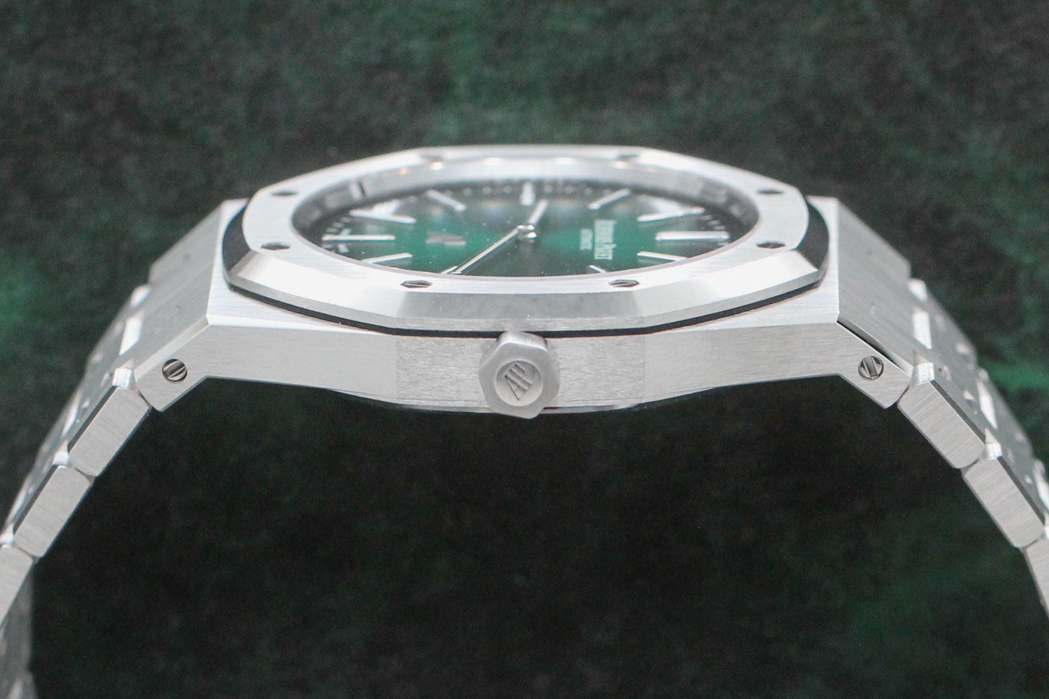 2022 Audemars Piguet Royal Oak 'Jumbo' Extra Thin '50th Anniversary ...