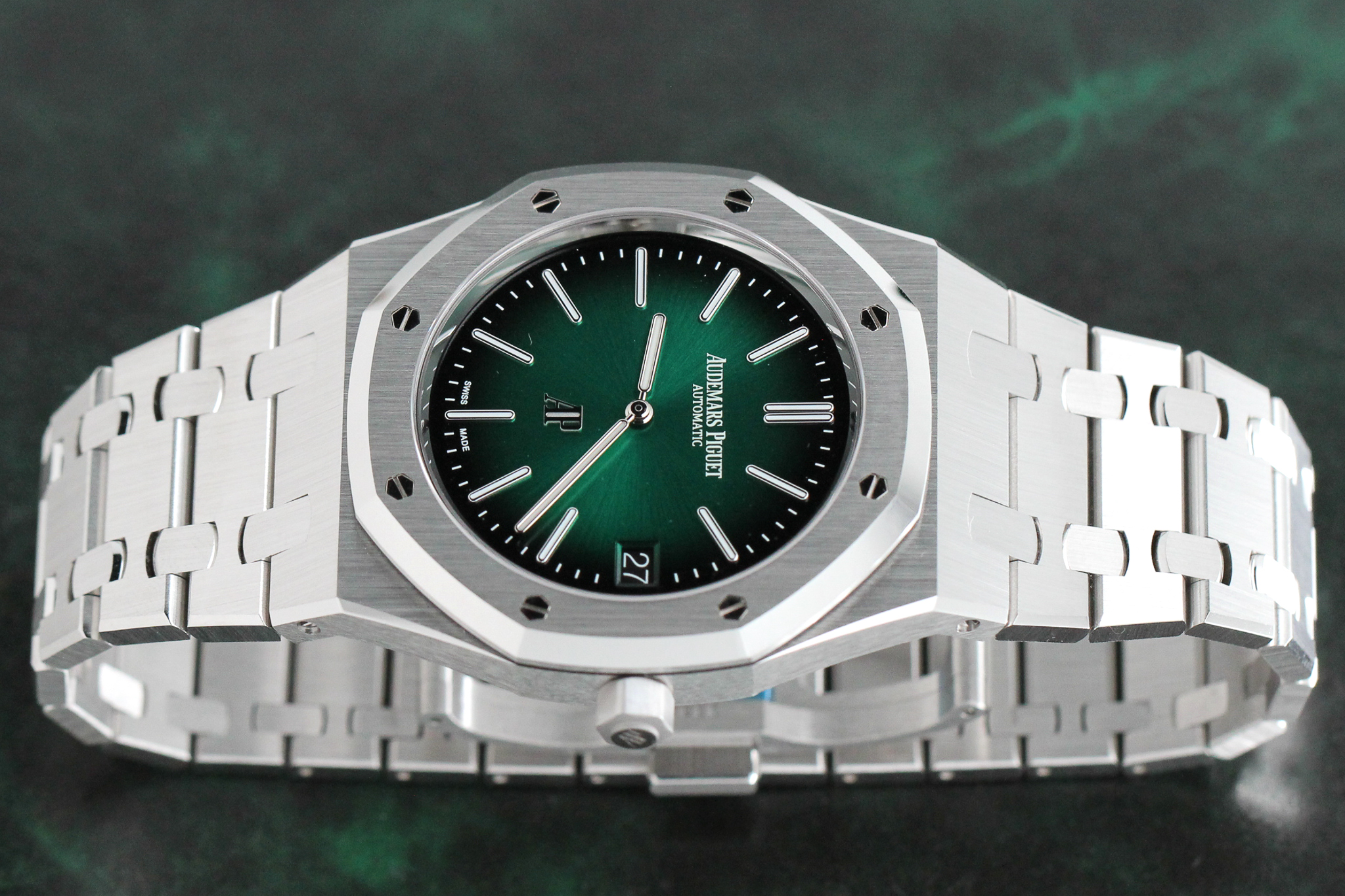 2022 Audemars Piguet Royal Oak 'Jumbo' Extra Thin '50th Anniversary ...