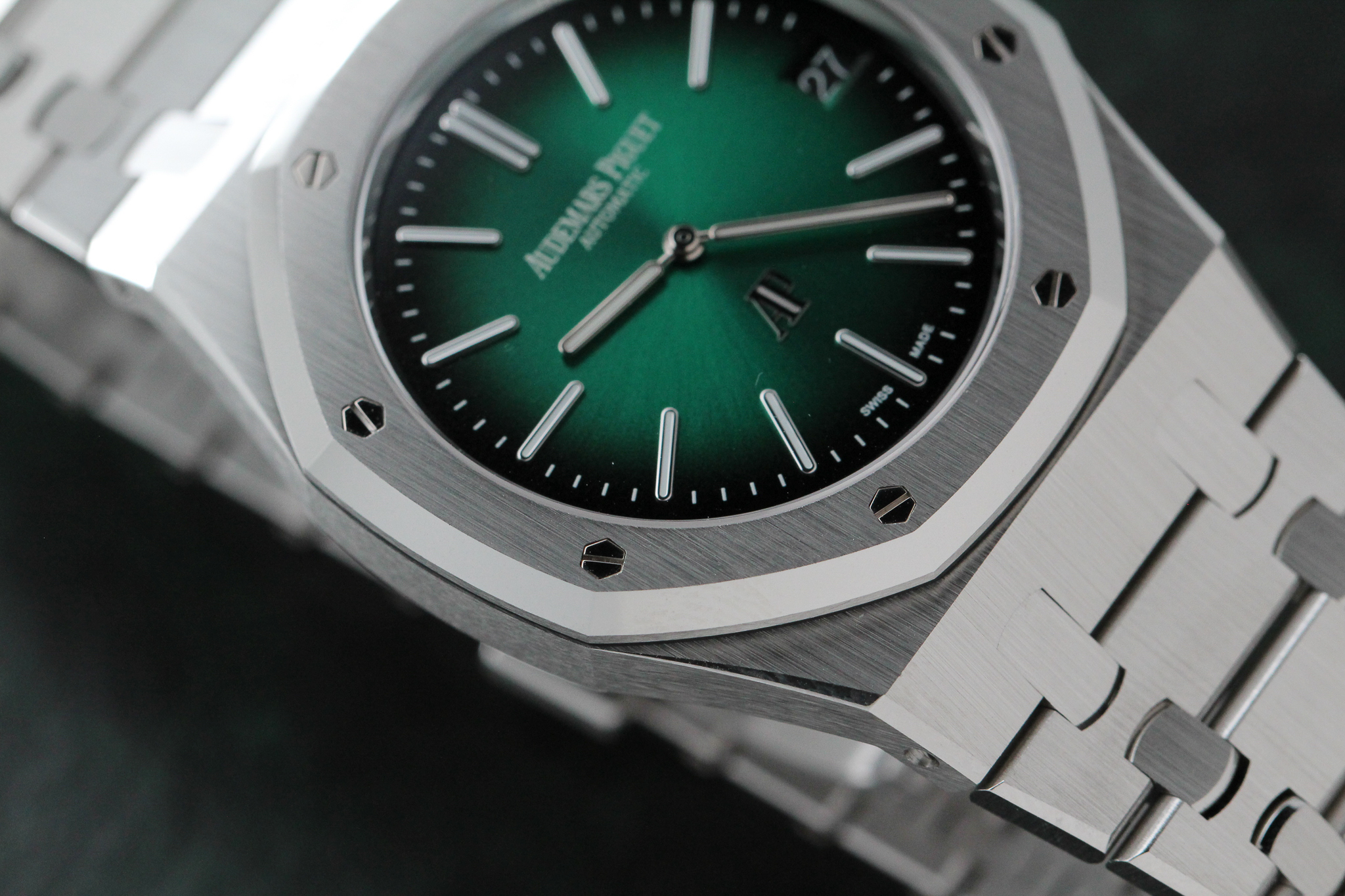 2022 Audemars Piguet Royal Oak 'Jumbo' Extra Thin '50th Anniversary ...