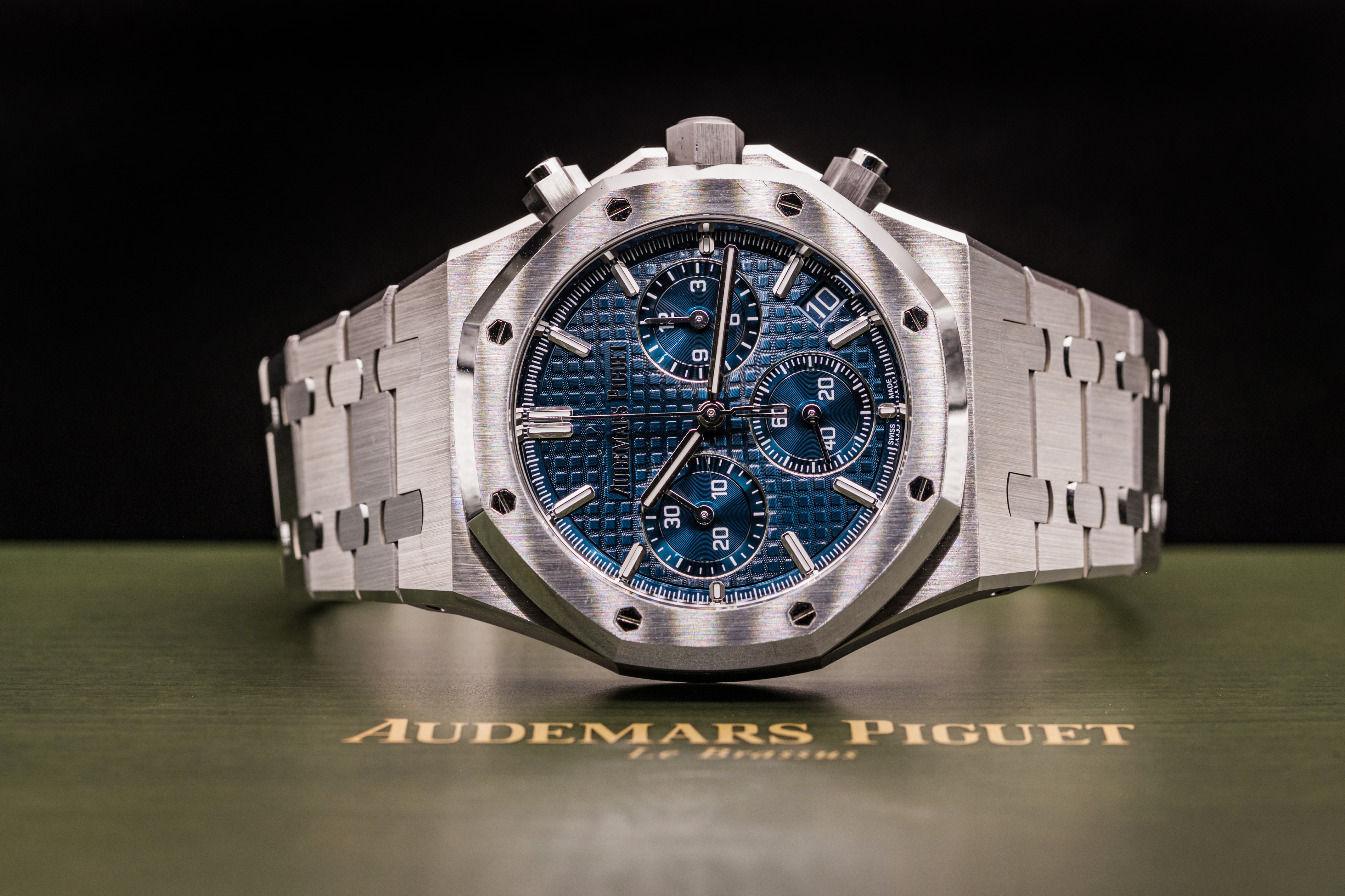 2024 Audemars Piguet Royal Oak Chronograph for sale by auction in ...
