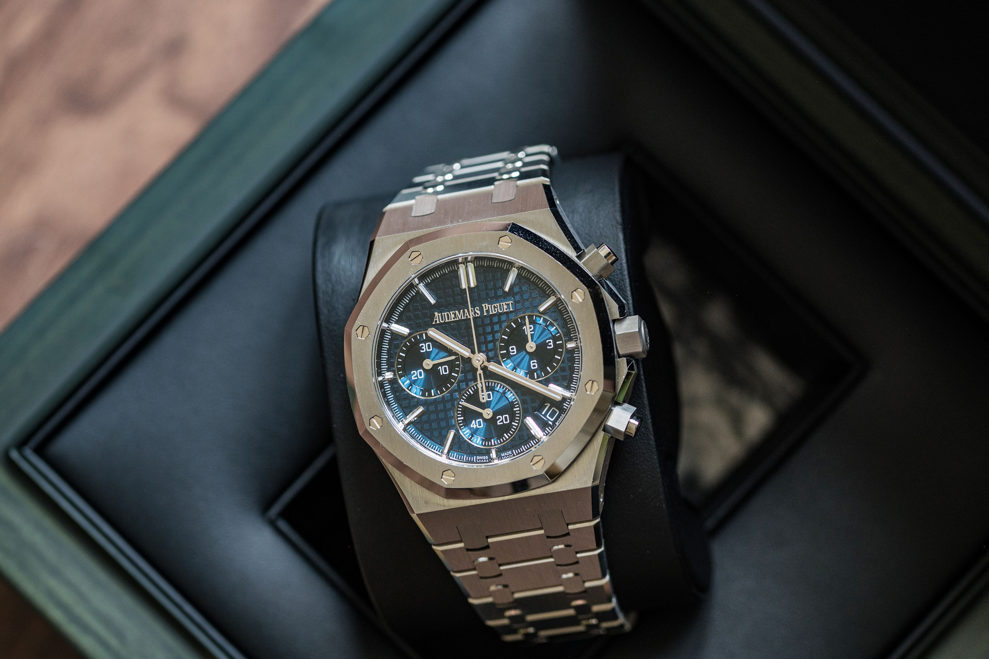 2024 Audemars Piguet Royal Oak Chronograph for sale by auction in ...