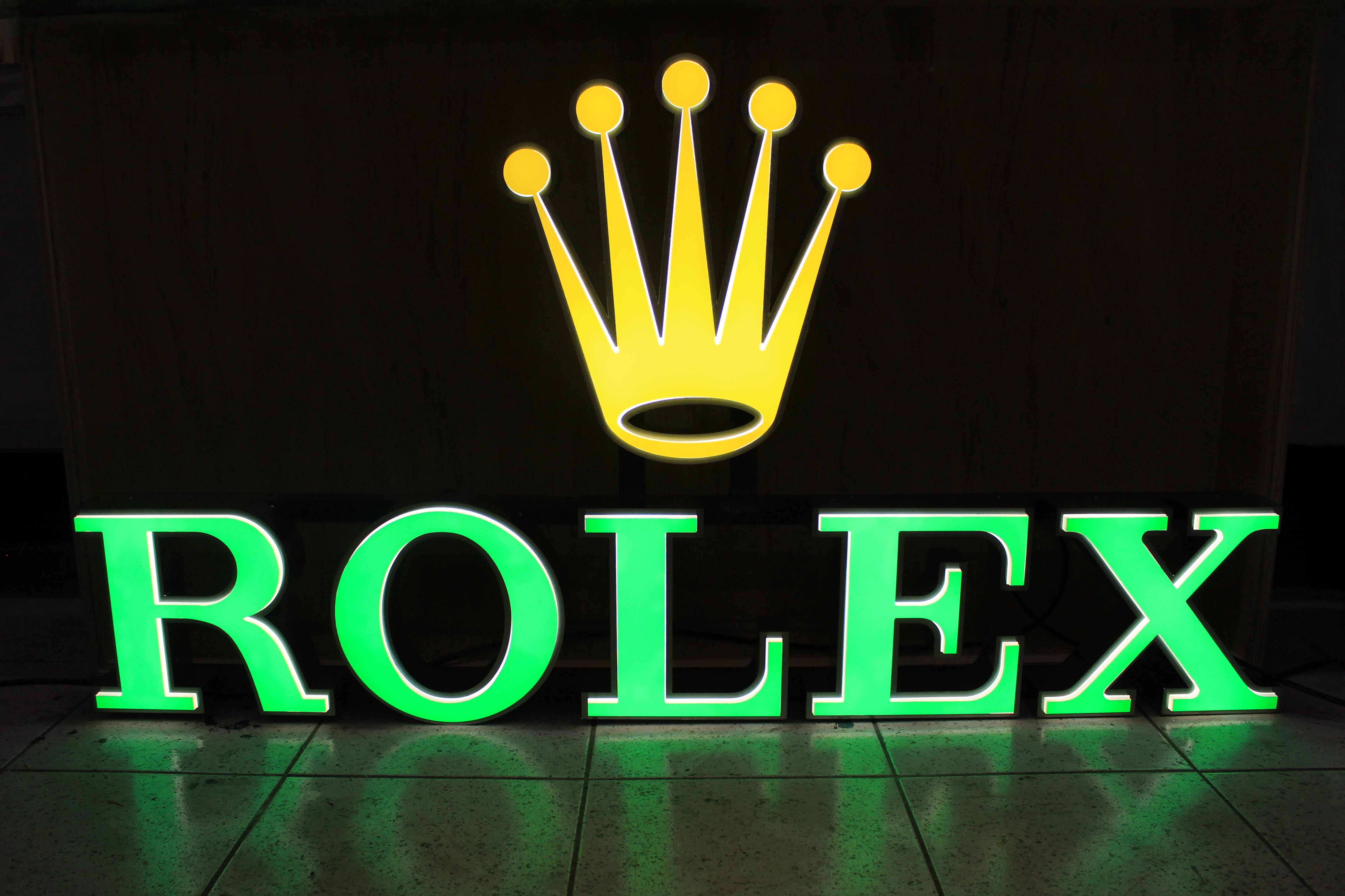 Rolex Illuminated Sign for sale by auction in Istanbul, Turkey