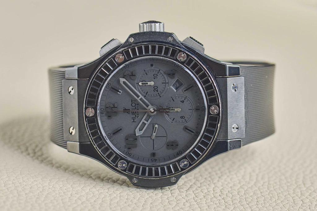 2012 Hublot Big Bang 'All Black Carat' For Sale by Auction in London ...